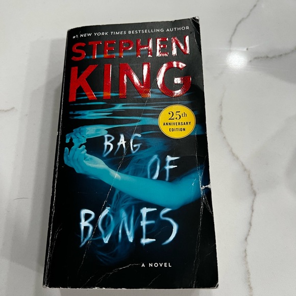 Accents | Bag Of Bones A Novel By Stephen King 223 Paperback | Poshmark